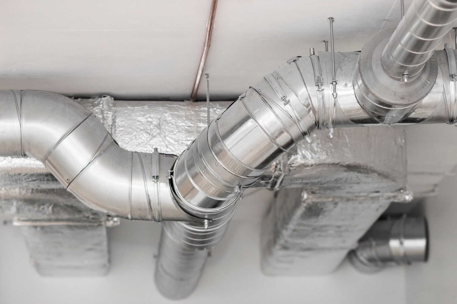 What Are the Signs and Causes of Air Duct Leaks | Northwest ...